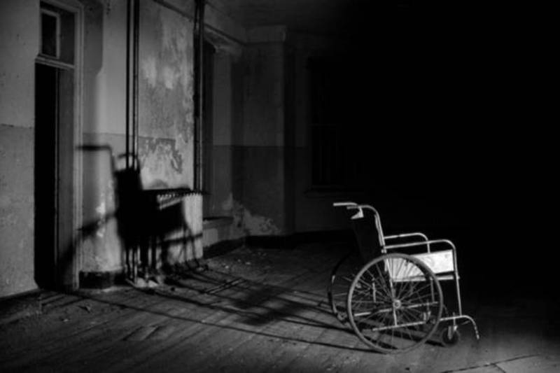  PHOTOS 12 Absolutely Terrifying Two Sentence Horror Stories