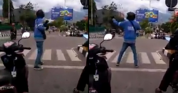 [VIDEO] Motorcyclist Shows Off His Dance Moves While Waiting For The ...